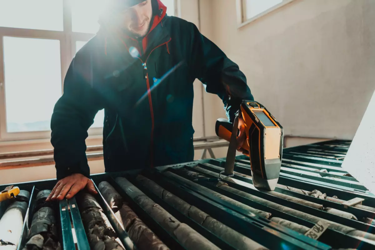 9 Ways to Tell if Gold Is Real